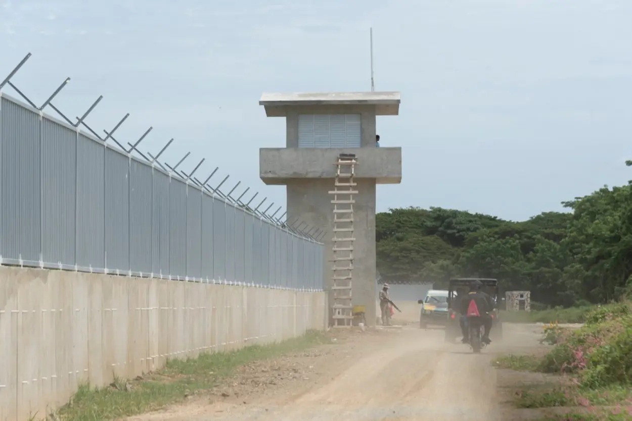 República Dominicana inauguró primer tramo de muro en frontera con ...