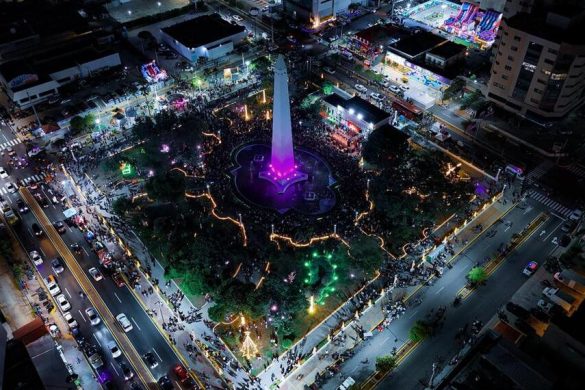 La Navidad encendió sus luces en las plazas República e Indio Mara de ...
