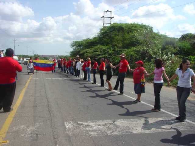 Zulia | El pueblo mirandino clama al cielo por el corredor vial que une ...