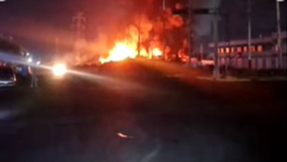 Se incendio una fábrica de químicos en San Francisco - Qué Pasa