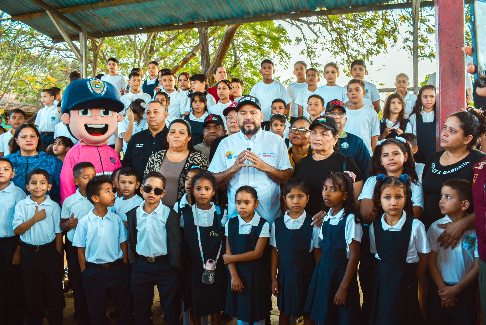 En completa paz: Más de 17 mil niños, niñas y adolescentes de San ...